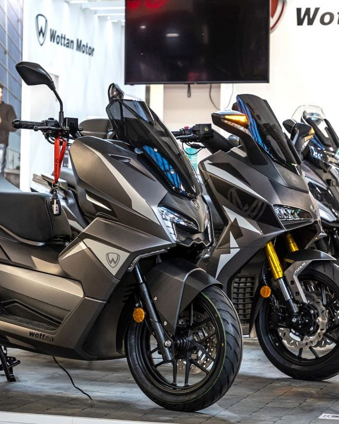 Quello di Wottan è il nuovo scooter che parla spagnolo, ma ha uno stile ...