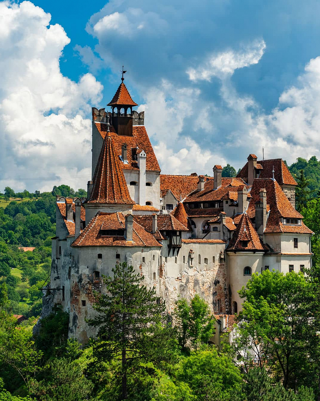 Nel cuore della Transilvania c'è uno dei castelli più famosi al mondo ...