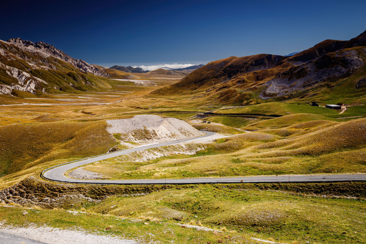 Abruzzo, tra valichi e laghi nei parchi nazionali