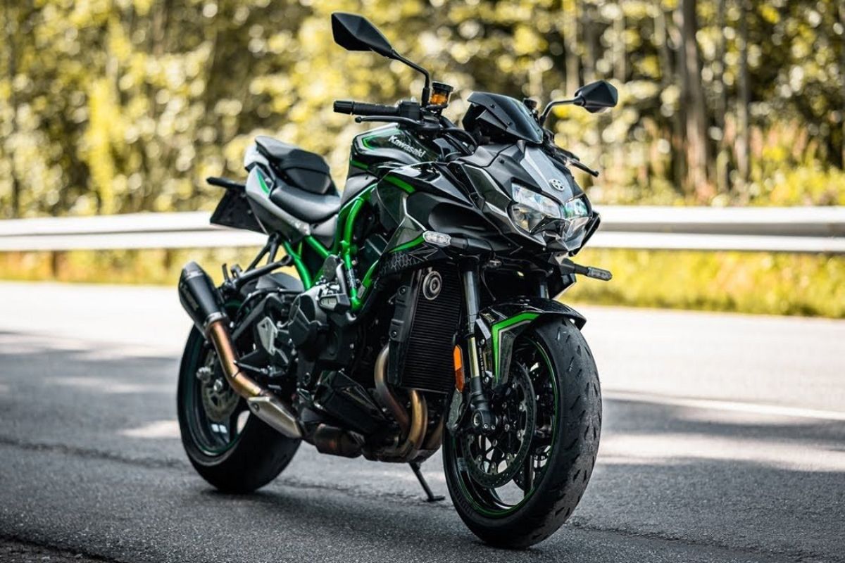 Kawasaki Z H2 SE: un ranch di 200 cavalli in una sola marmitta