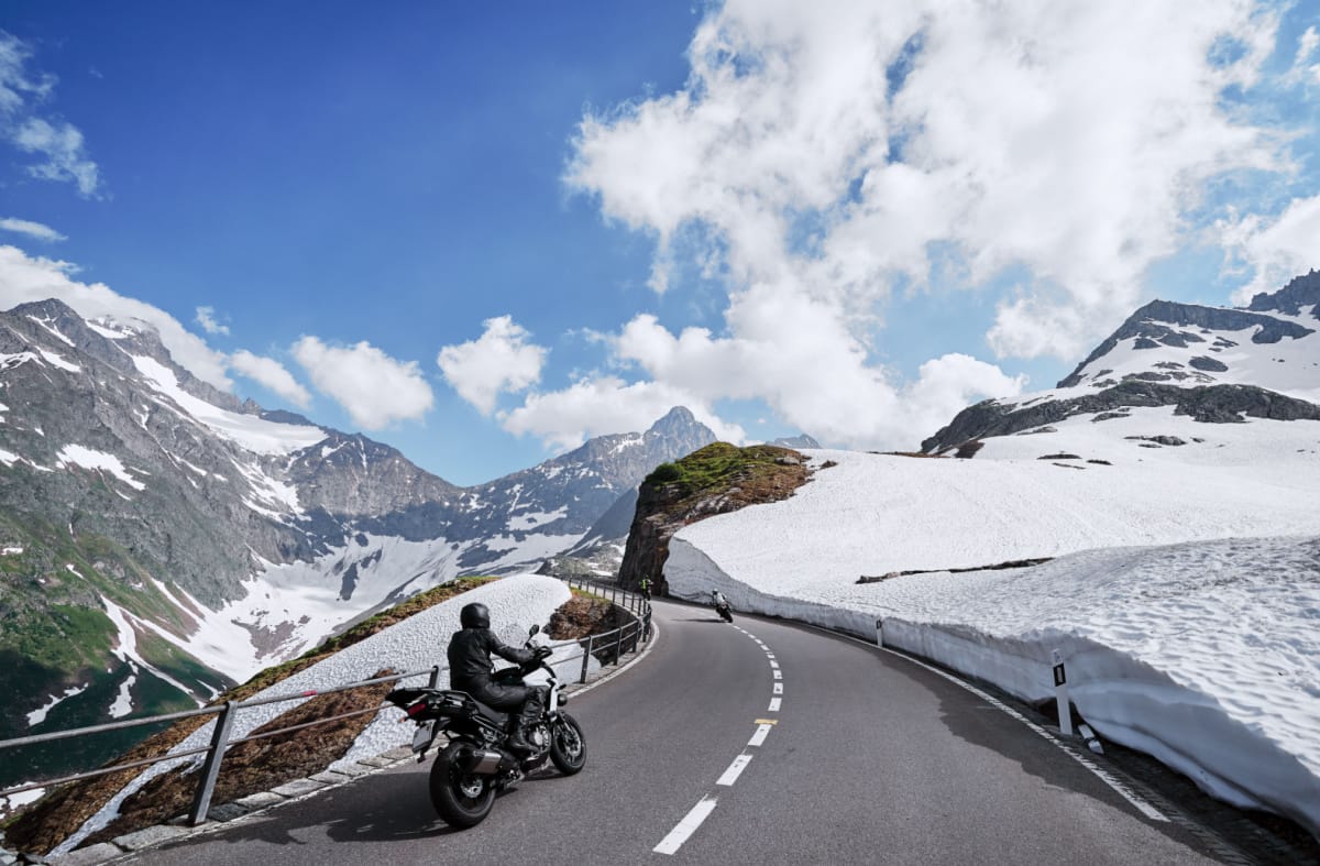 Passi che ti passa: queste strade di montagna non chiudono in inverno ...