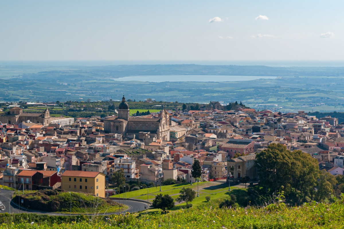 Borgo dei Borghi 2025: vince Militello In Val di Catania, la perla ...